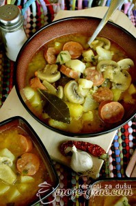 Čorba od čičoke sa kobasicom