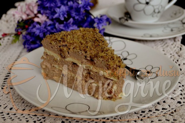 Nepečena keks torta