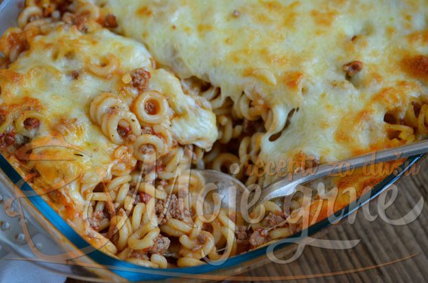Zapečena testenina sa mesom i sirom - Moje grne